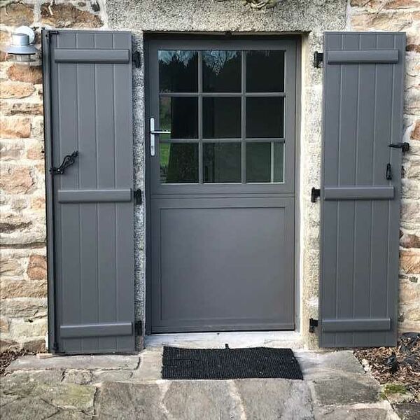 Pose porte fermière et fenêtre avec volets battants- rénovation maison ...